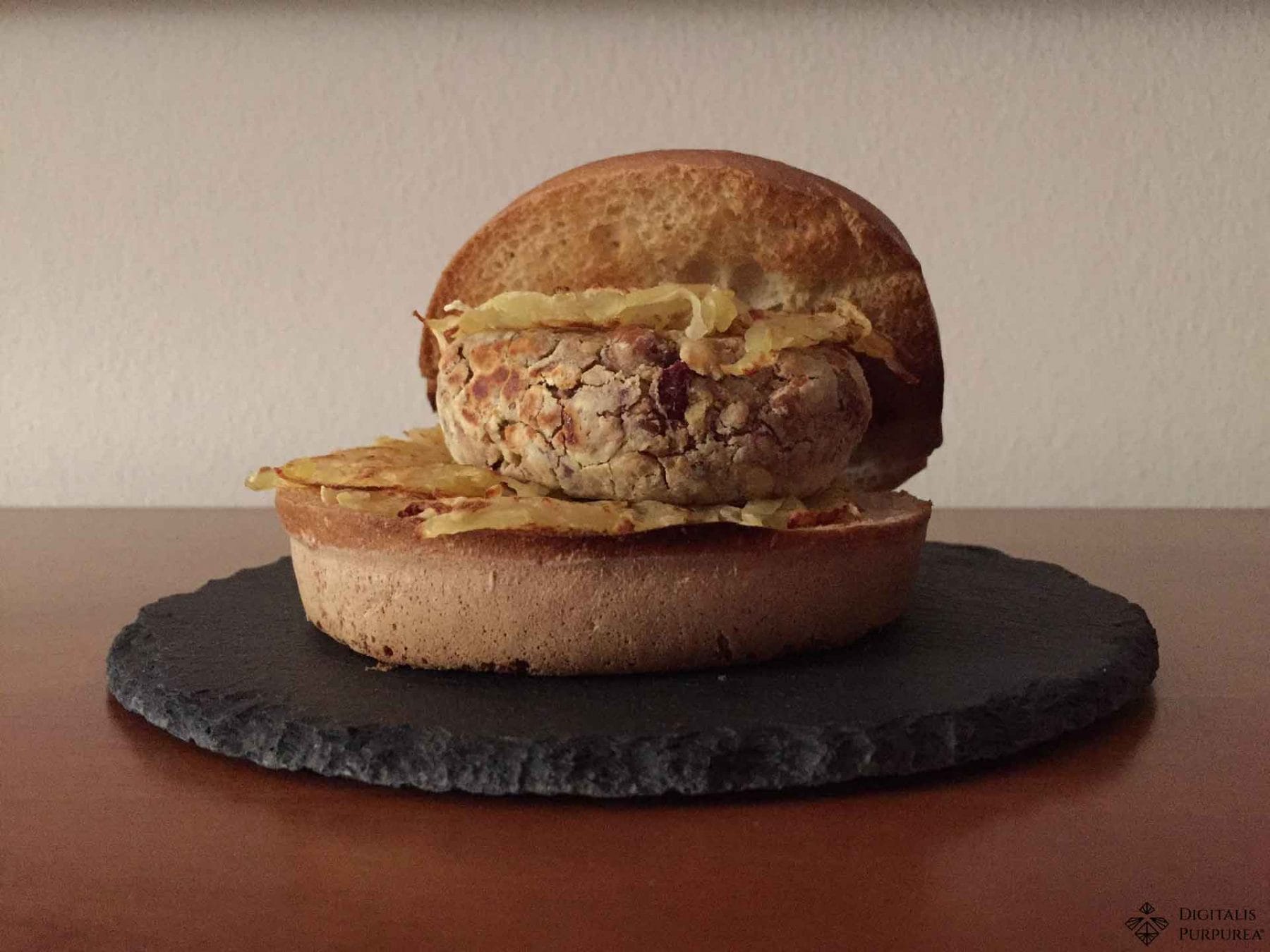 Paninaro-Style Burger Revisited. Vegan & Gluten free • Digitalis Purpurea®